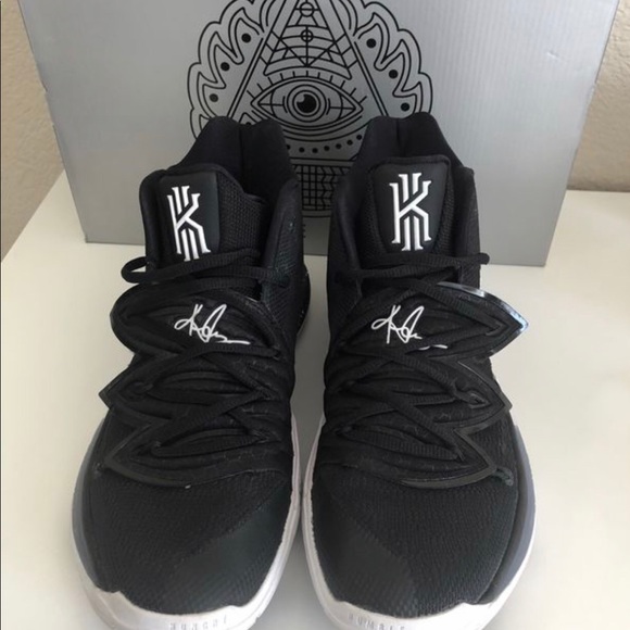Nike | Shoes | Kyrie 5s | Poshmark